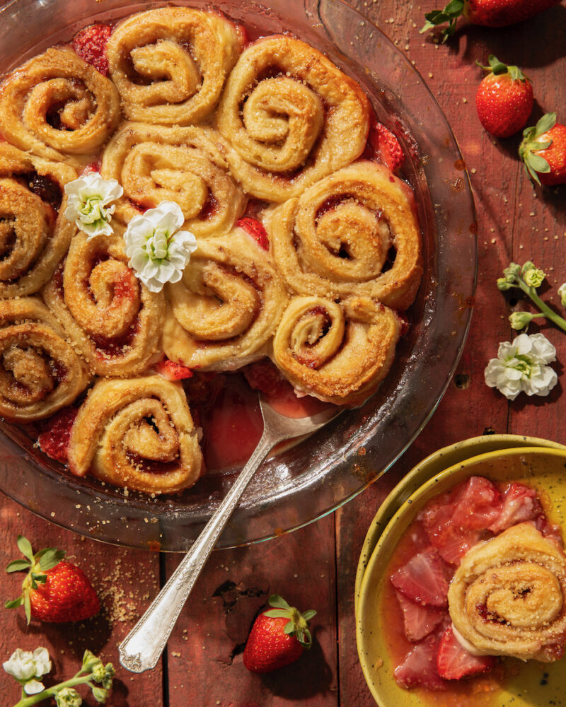 Easy Summer Strawberry Pinwheel Biscuit Pie - Table Magazine